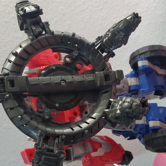 Transformers | Toys | Transformers Optimus Prime Seige Battle Wheel ...